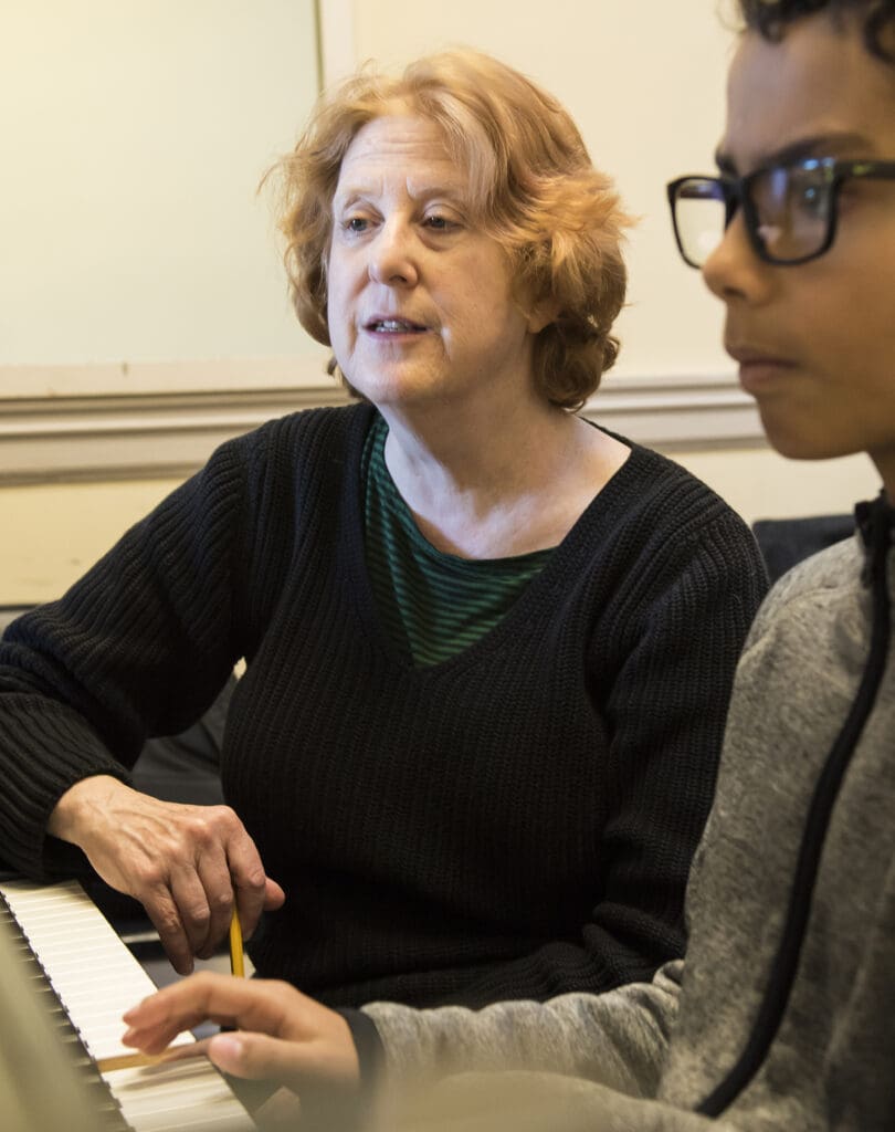 Leslie Amper - NECMusic