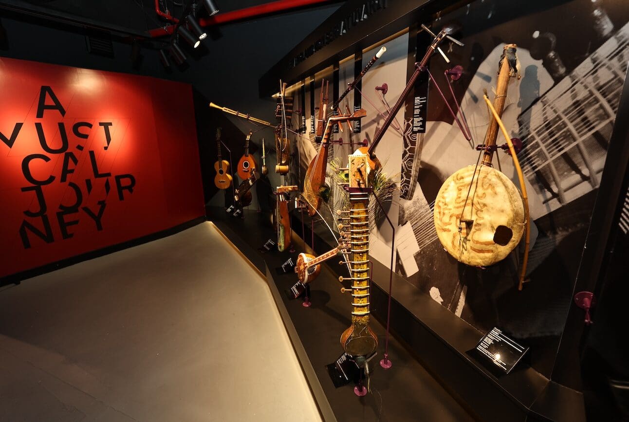 New England Conservatory Donates 52 Rare, Historic Instruments for ...